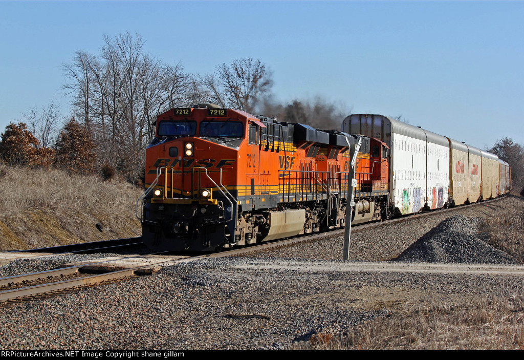 BNSF 7212 takes a WB auto train toward ethel mo.